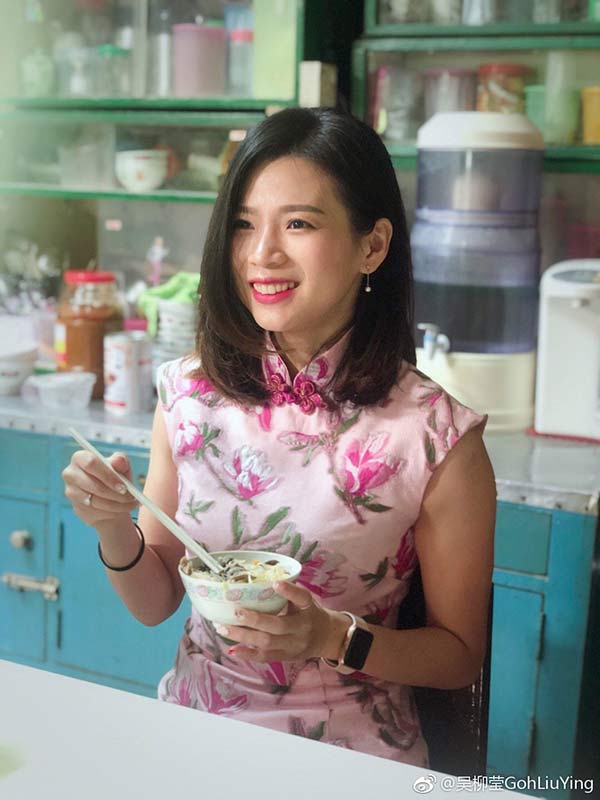 李宗伟、女神吴柳莹祝大家新年快乐 - 爱羽客羽毛球网