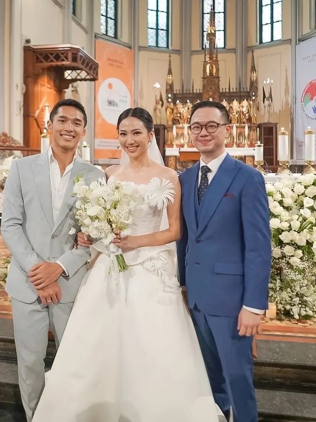 恭喜！乔纳坦与女友低调大婚 - 爱羽客羽毛球网